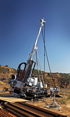 EXPLORATION DRILL: Boart Longyear launches new flyable rig - Canadian ...