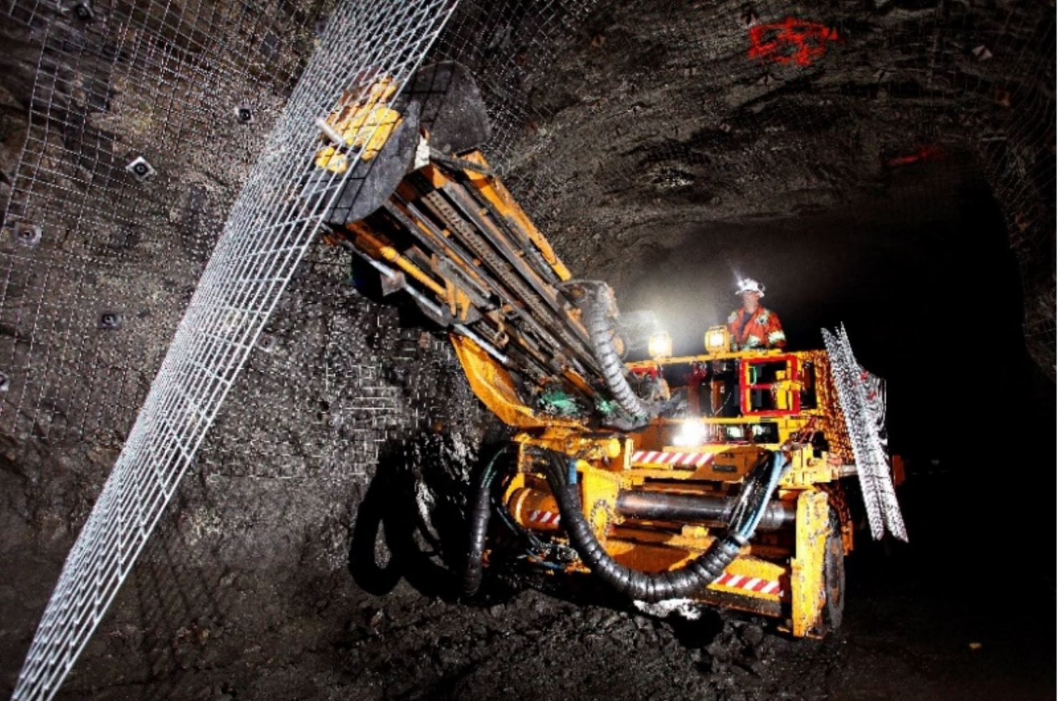 MacLean ships 500th bolter in 30 years - Canadian Mining Journal