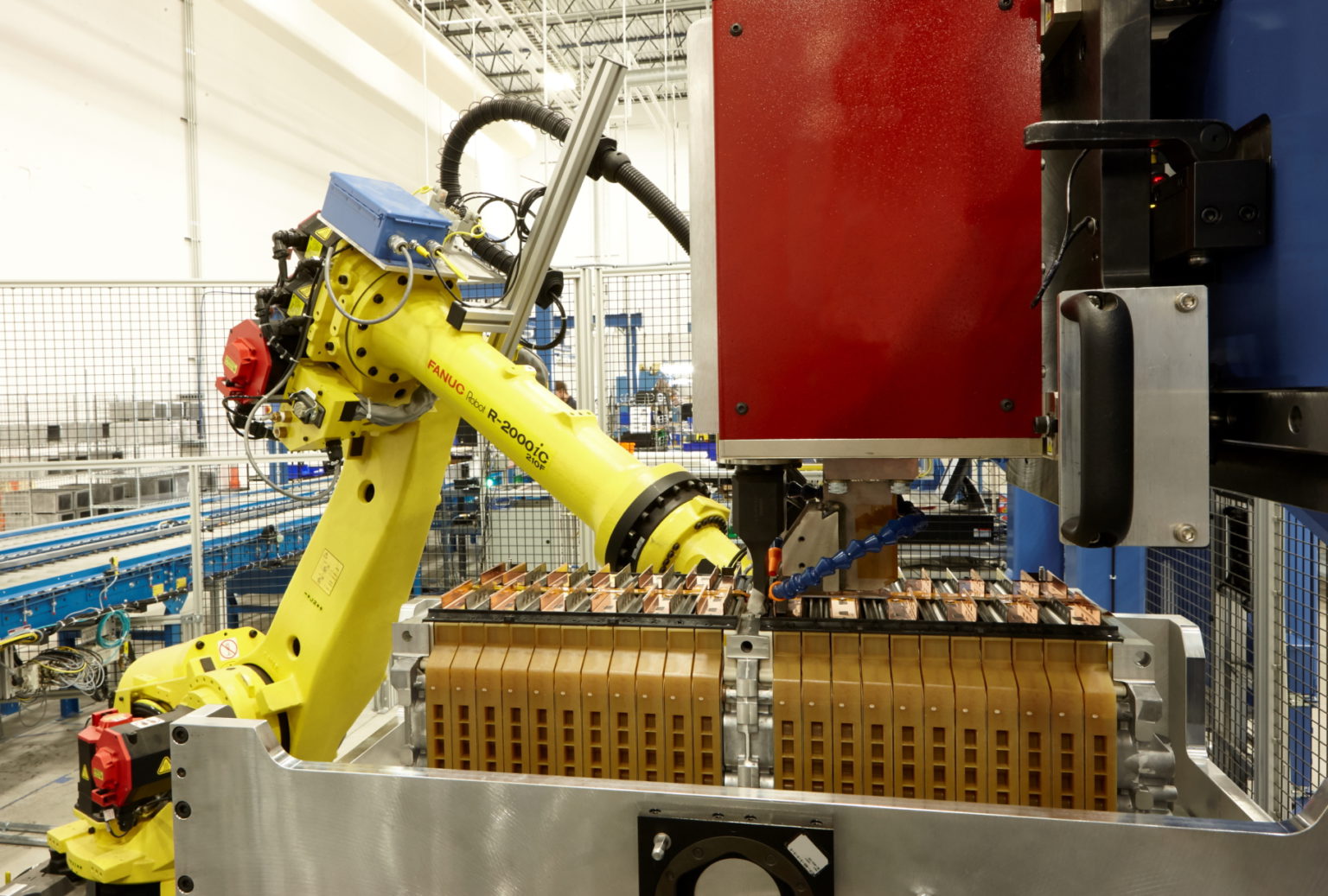 MacLean powers up underground with Freudenberg batteries - Canadian ...