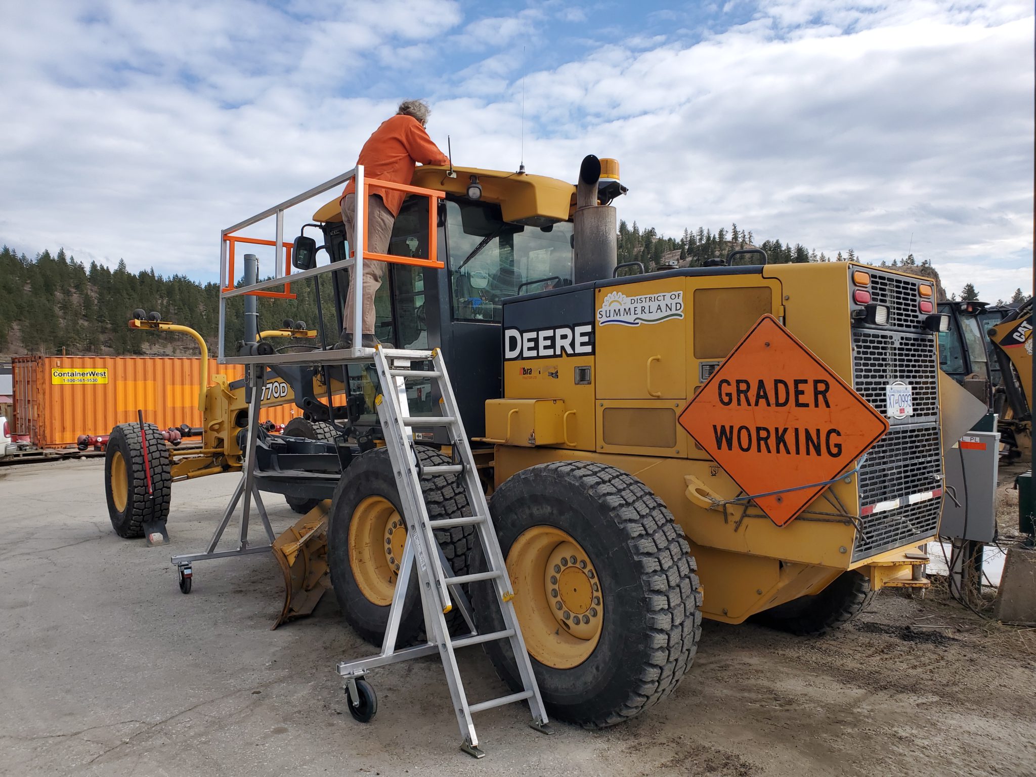 Easy Access introduces Sturdy Deck mobile work platform for equipment ...