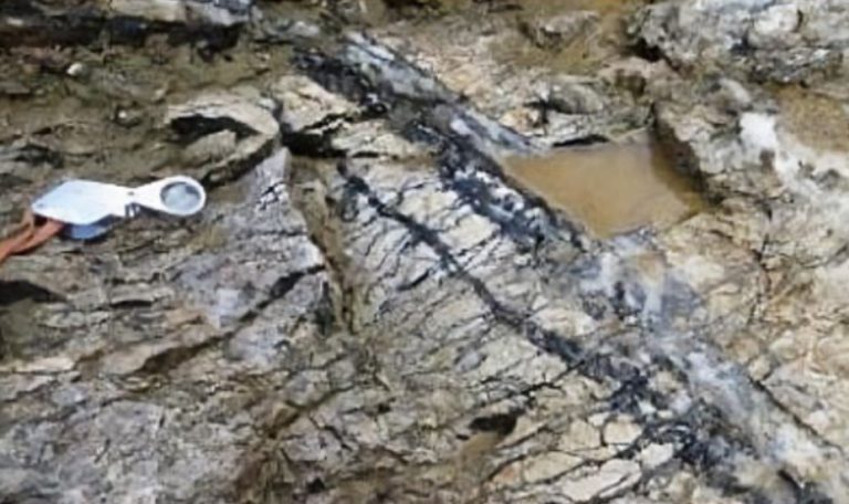 Marathon drills more in-fill gold at Berry deposit, Valentine project ...