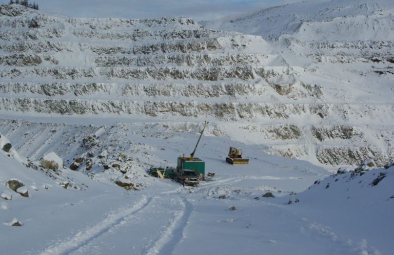 Imperial cuts 163 metres at 0.5% copper and 0.52 g/t gold at Mount ...