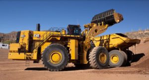 Fuel-sipping new Cat 995 wheel loader boasts more payload, performance ...