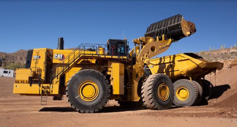 Fuel-sipping new Cat 995 wheel loader boasts more payload, performance ...