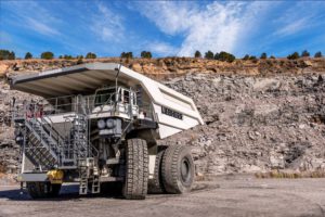 Tech giants Liebherr and Fortescue reveal world's first self-driving ...