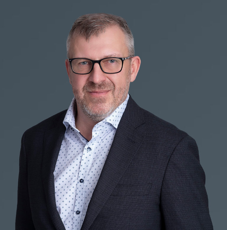 Mining meets sustainability: Challenges in renewable energy integration ...