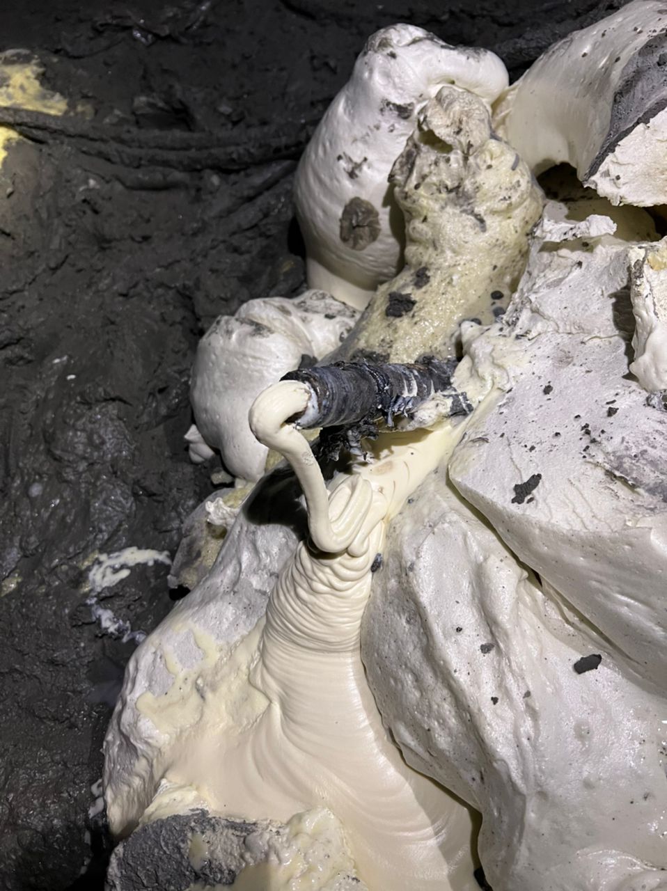 Pillar fortification with resin injection in the sub-level caving ...